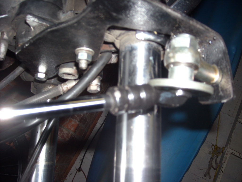 my mounting of steering dampner – Technical/Mechanical Discussion ...